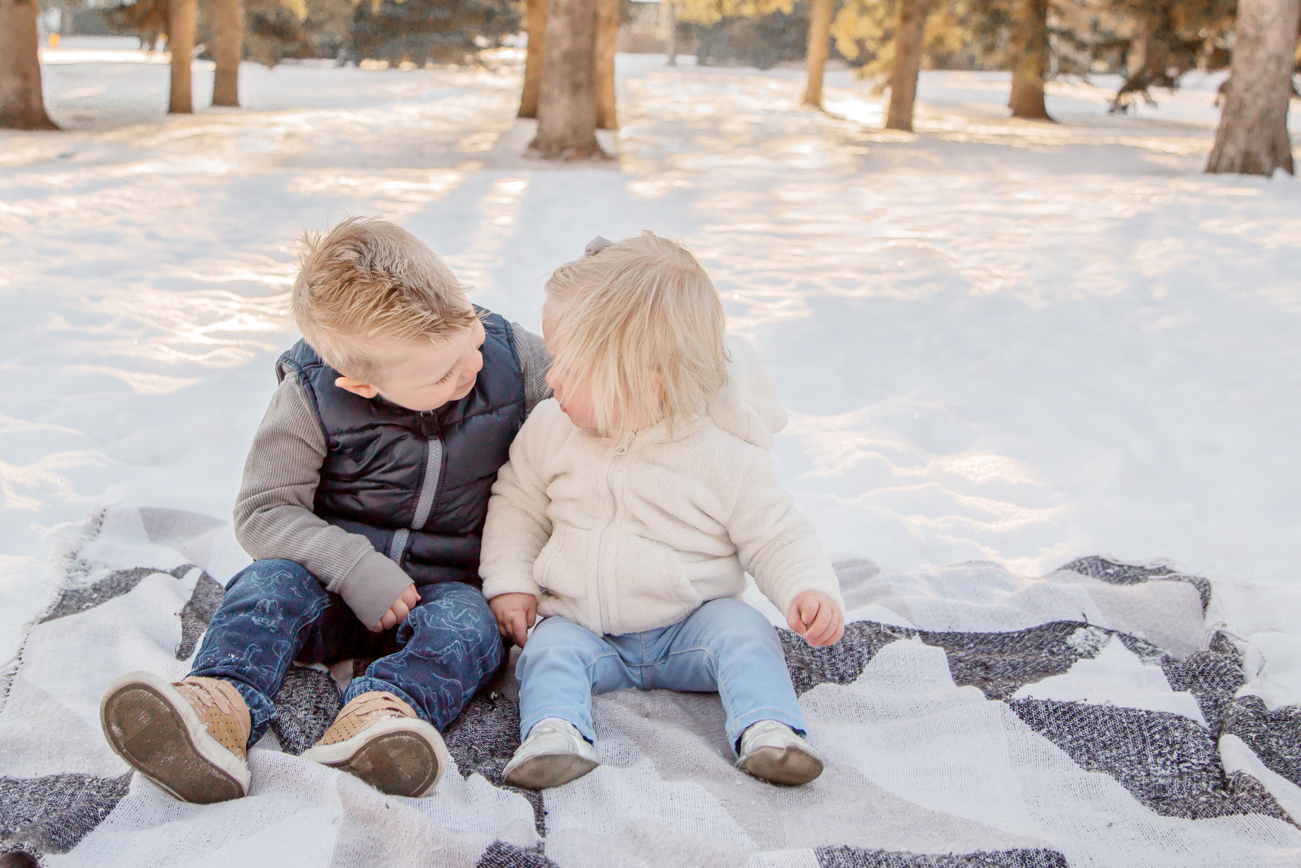 How to pick the right photographer - Corissa Lunde Photography