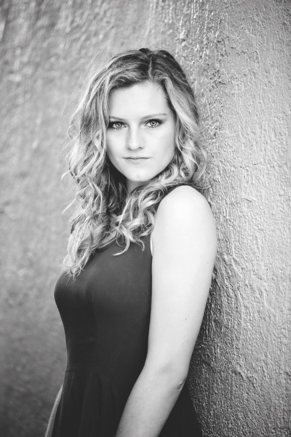 OUR SERVICES - Lisa Lenderink