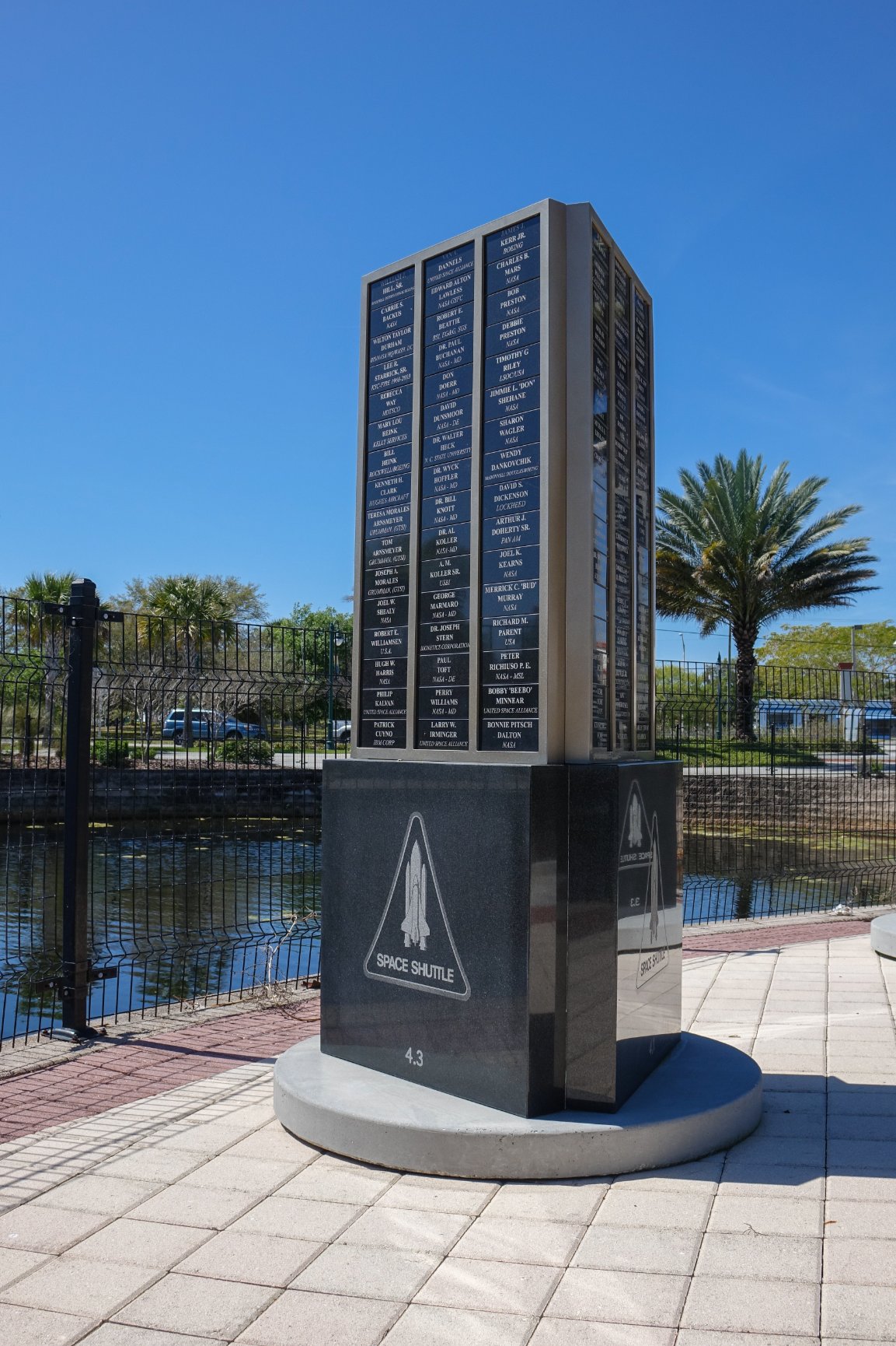 SPACEWALK OF FAME - Real Stone Monuments