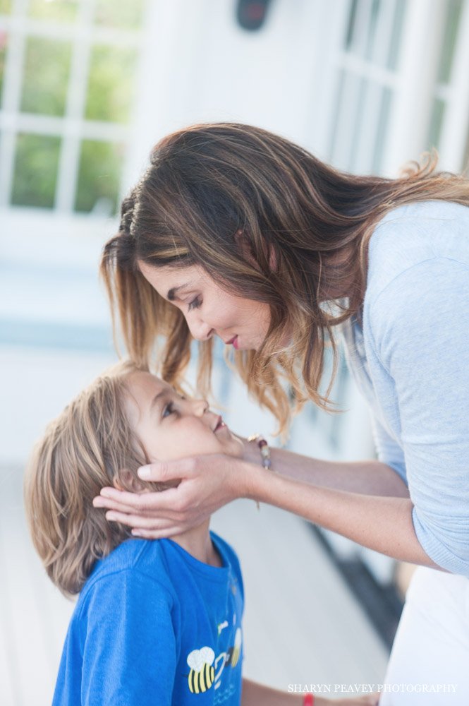 Portraits of a Mom - Sharyn Peavey Photography
