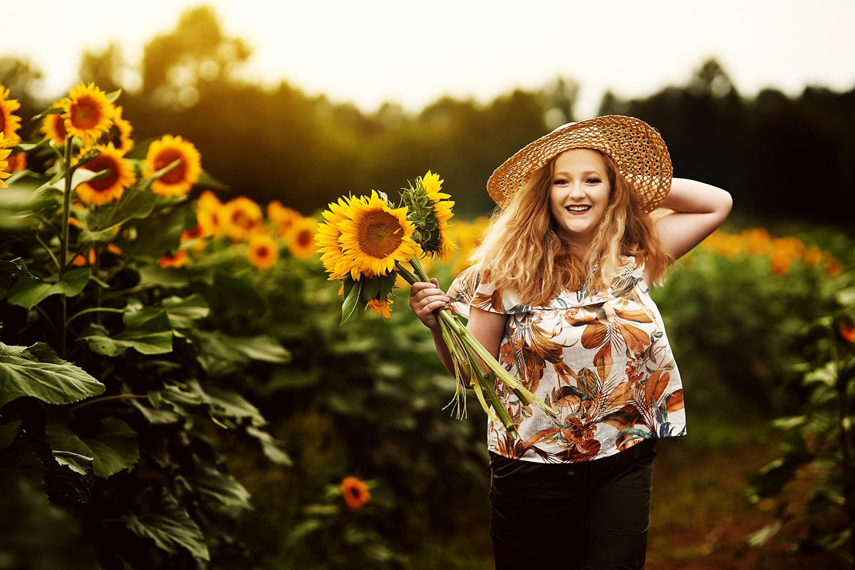 ALEX | MATHEWS HIGH SCHOOL - Nicki Hufford Photography