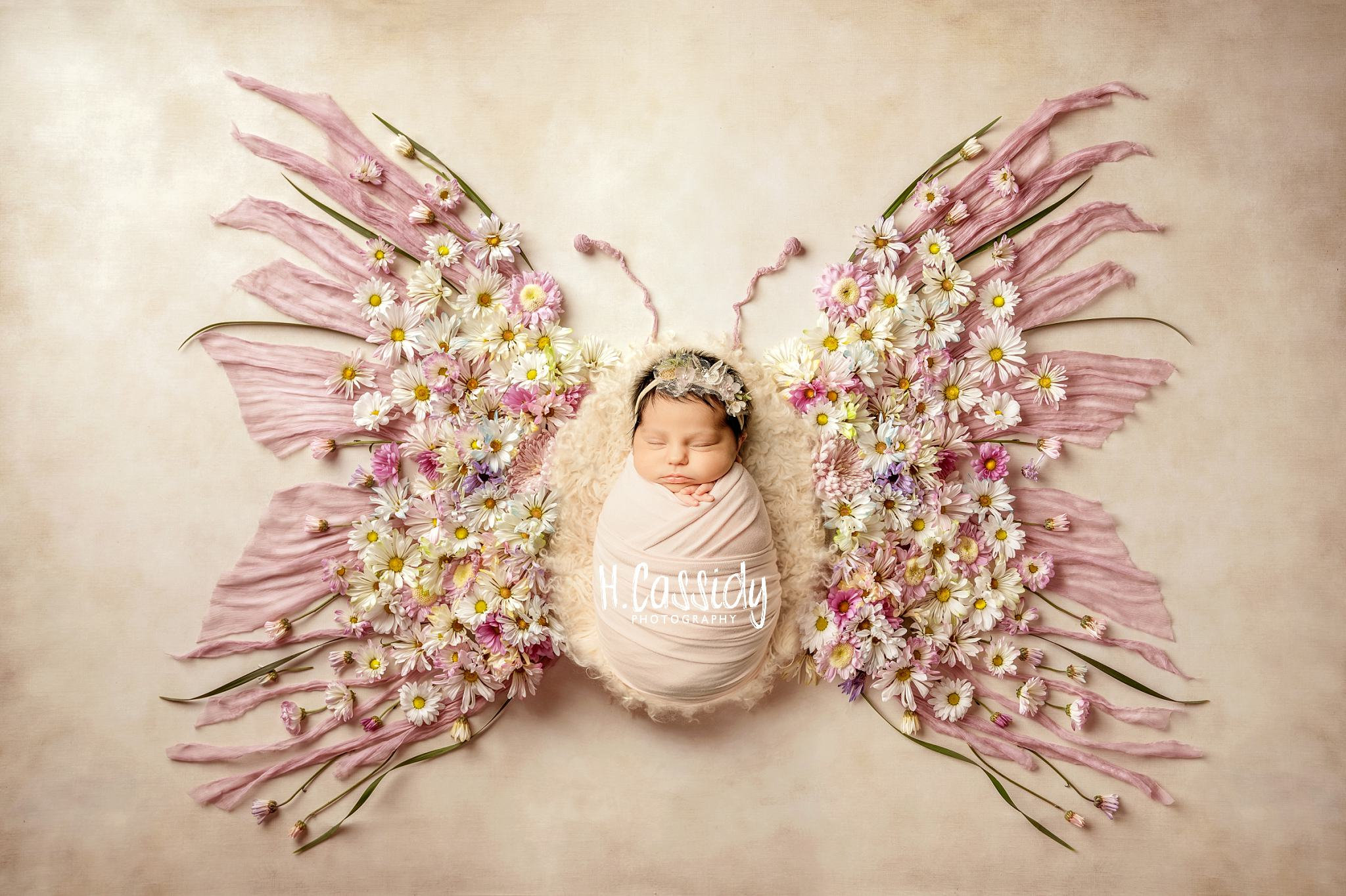 BABY GIRL NEWBORN PICTURES | MAYA - Heather Cassidy