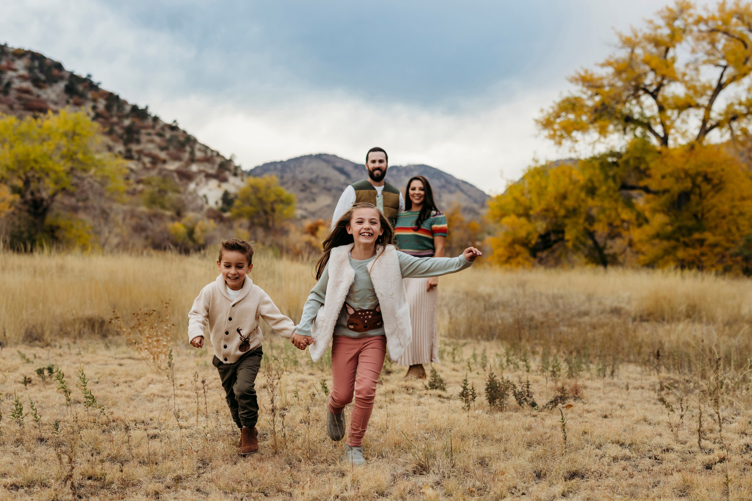 Spring, Summer, Fall Mini Sessions | Tami Wilson Photography