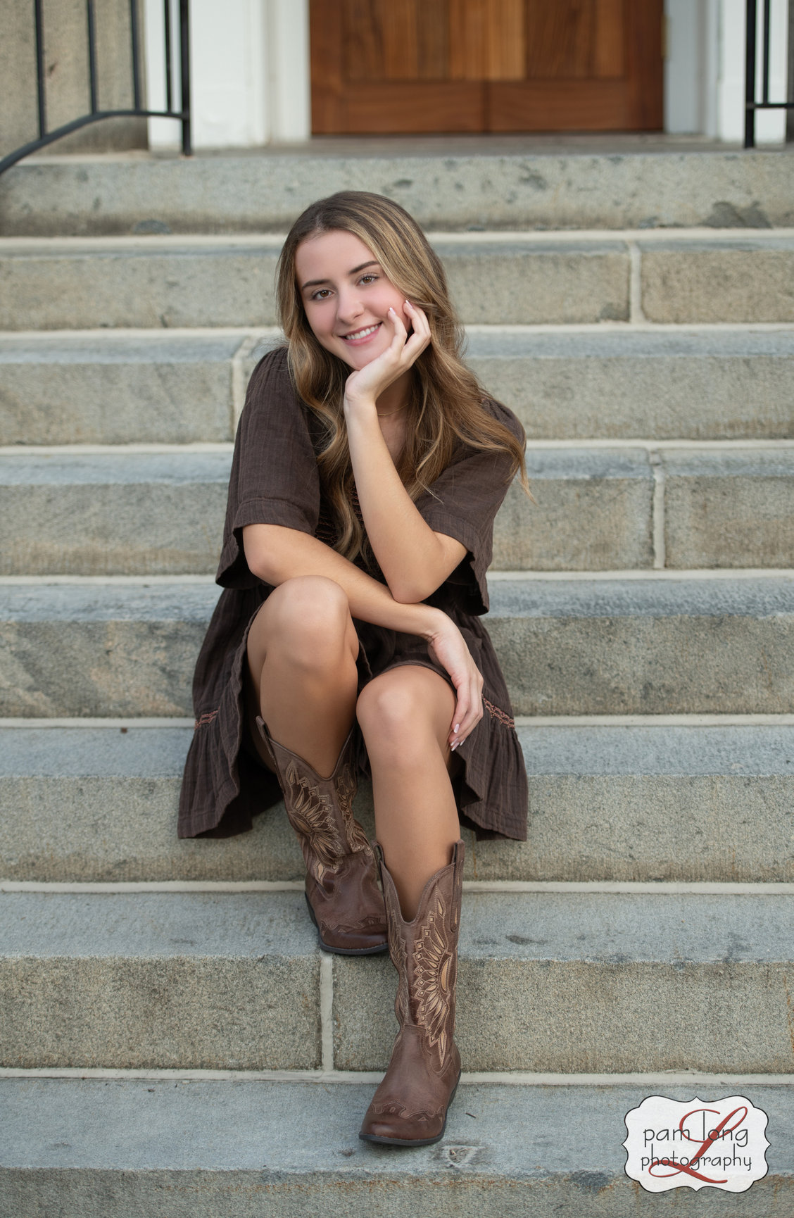 Peyton's senior portraits Class of 2022 - Pam Long Photography