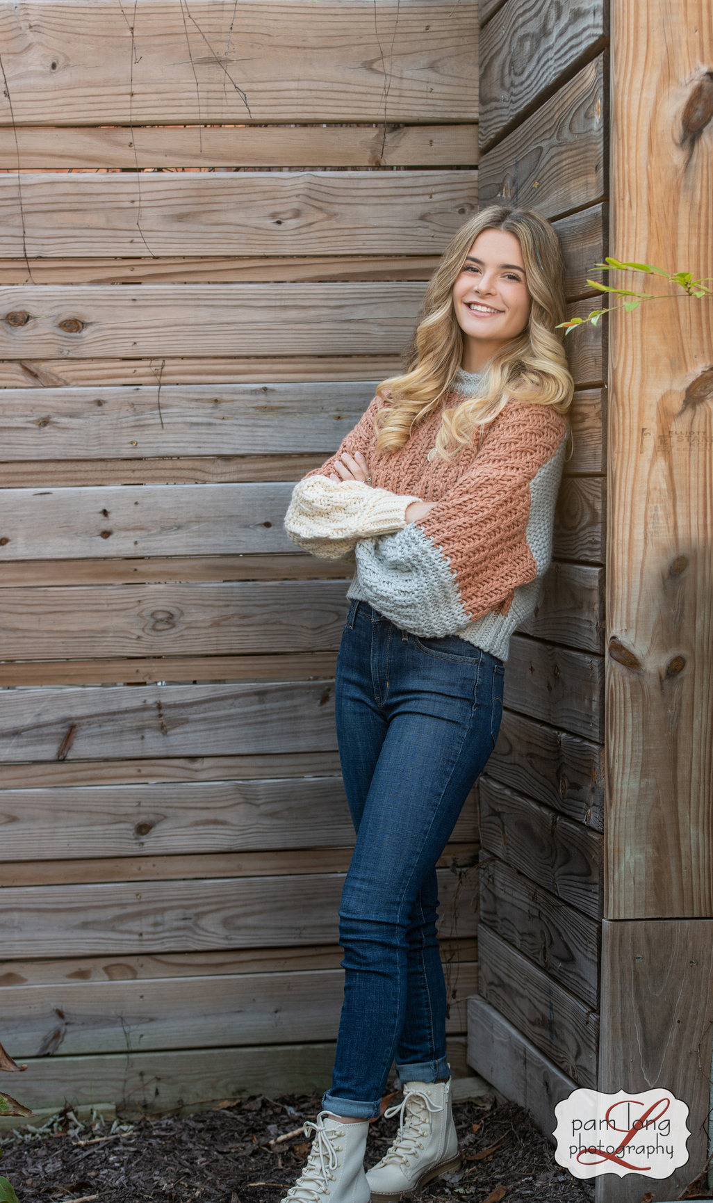 Claudia's Senior Portraits - Pam Long Photography