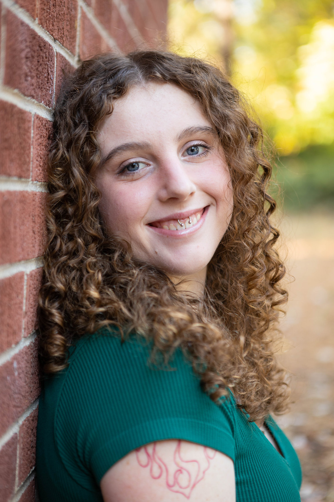 Fiona Class of 2023 - Seattle Wedding and Senior Photographer-Nicki ...