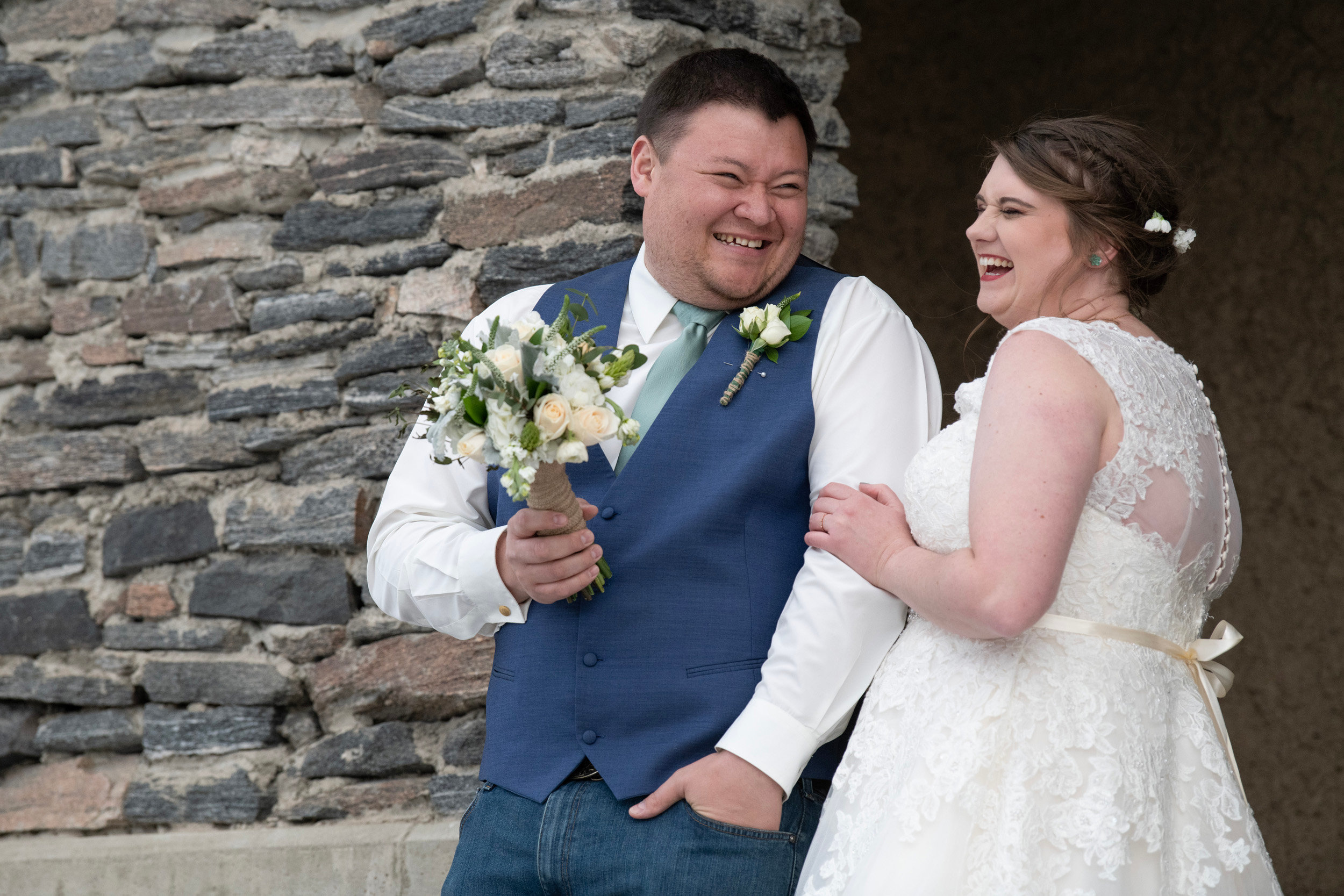 Morgan and Brian's Bozeman wedding at Beall Park - Jessie Moore ...