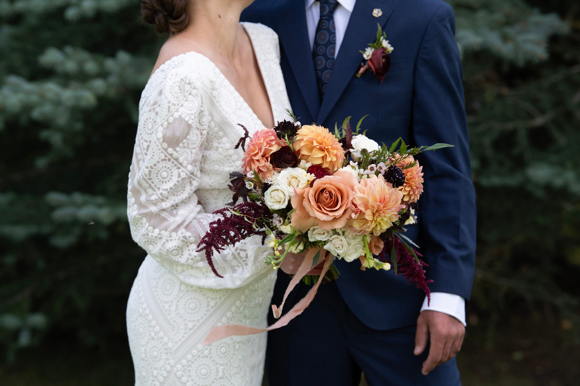 Ashley and jake wedding | Beachweddingtips.com
