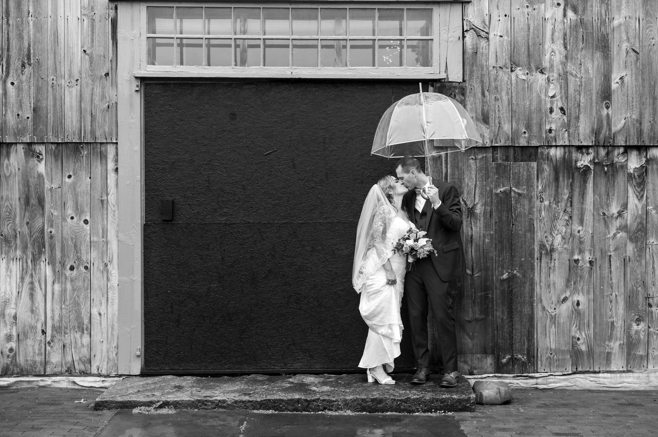 Vanessa and Tim's Salem Cross Inn Wedding - Danielle Shaughnessey ...