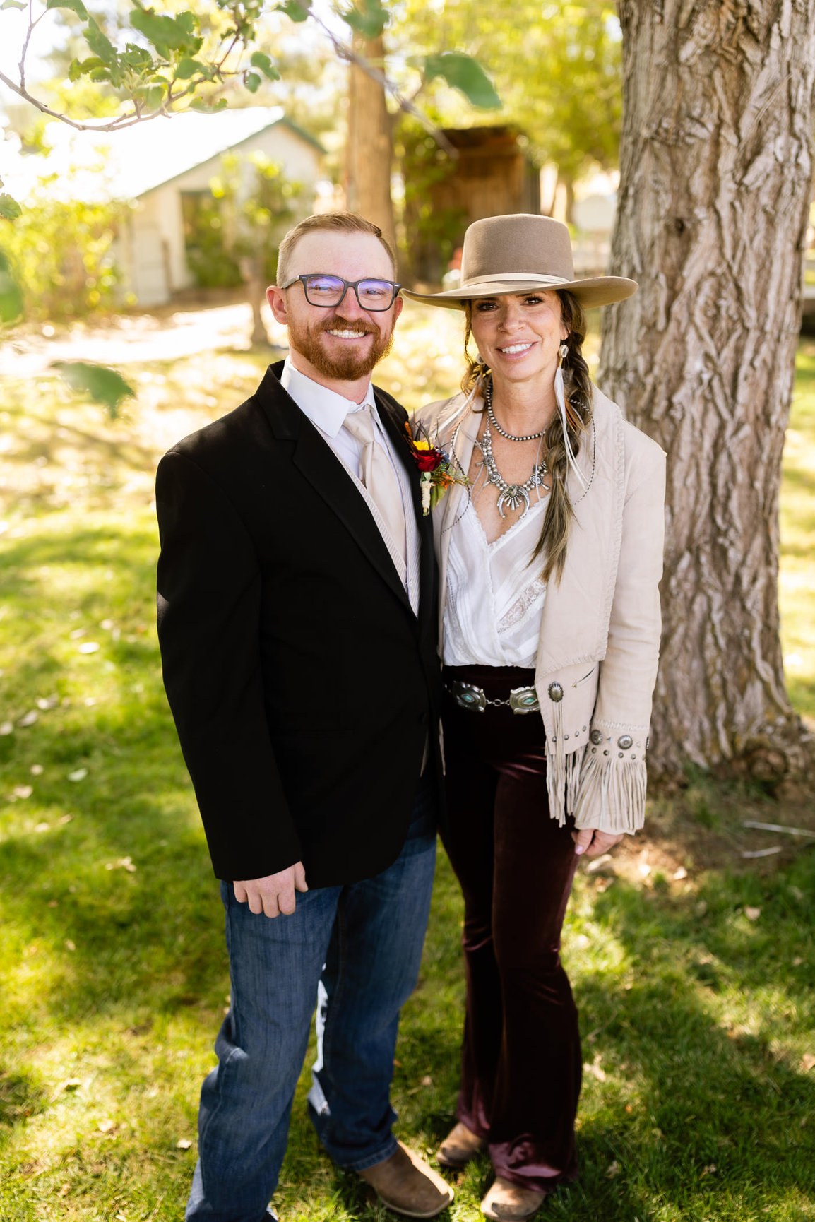 Red Barn Wedding at Sentimental Journey - Kate Brown Photography