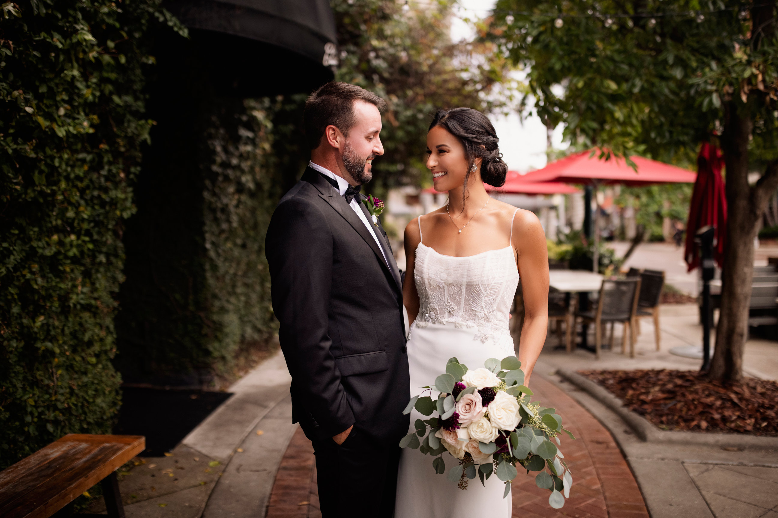 Kristina & Jake's Black Tie Art Ovation Wedding - Alisa Sue Photography