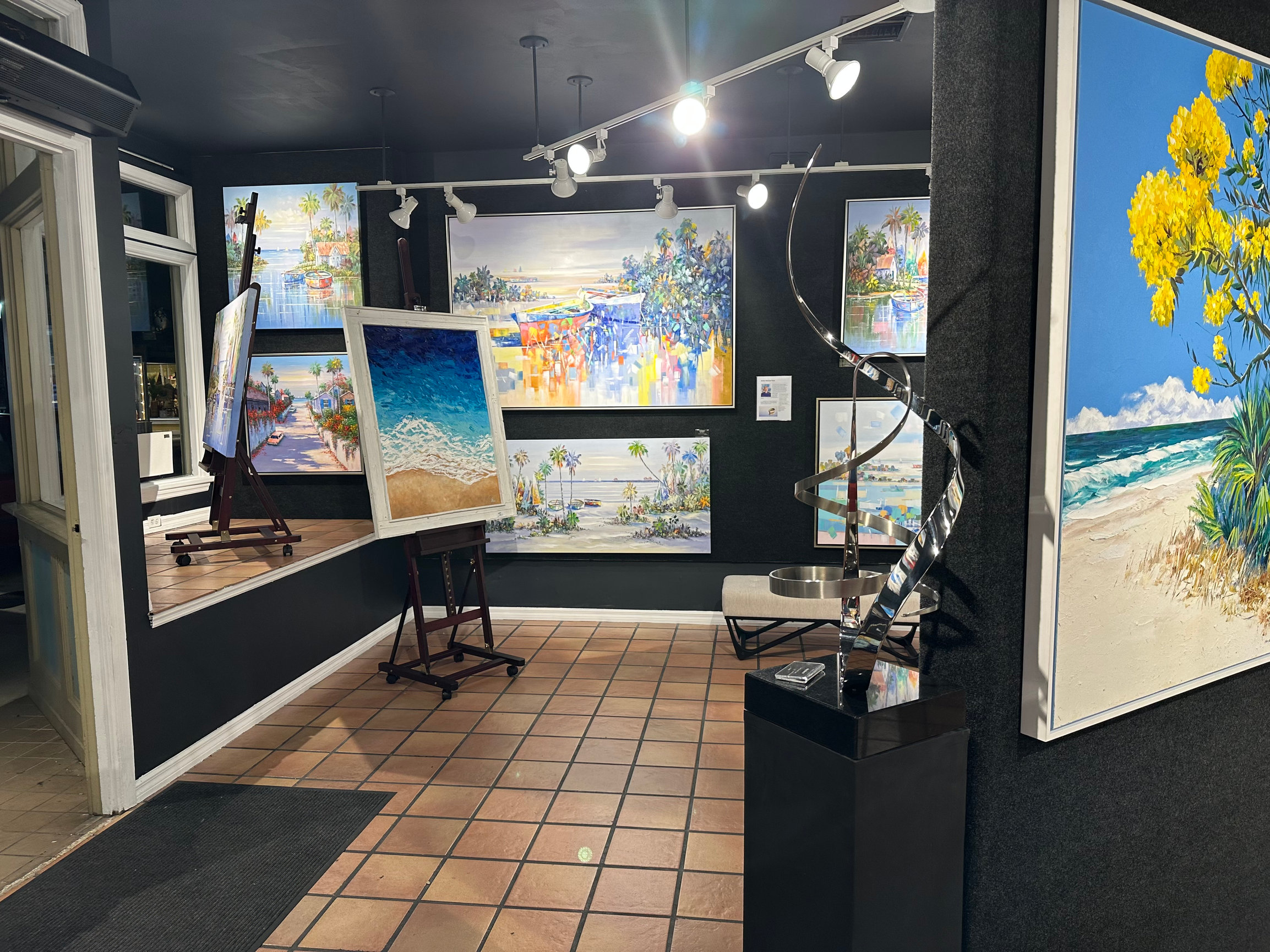 Key West Art Gallery | Art On Duval, A Procaccini Gallery