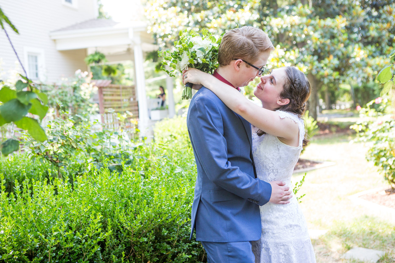 remi + david - the burke manor inn - Elizabeth Larson Photography