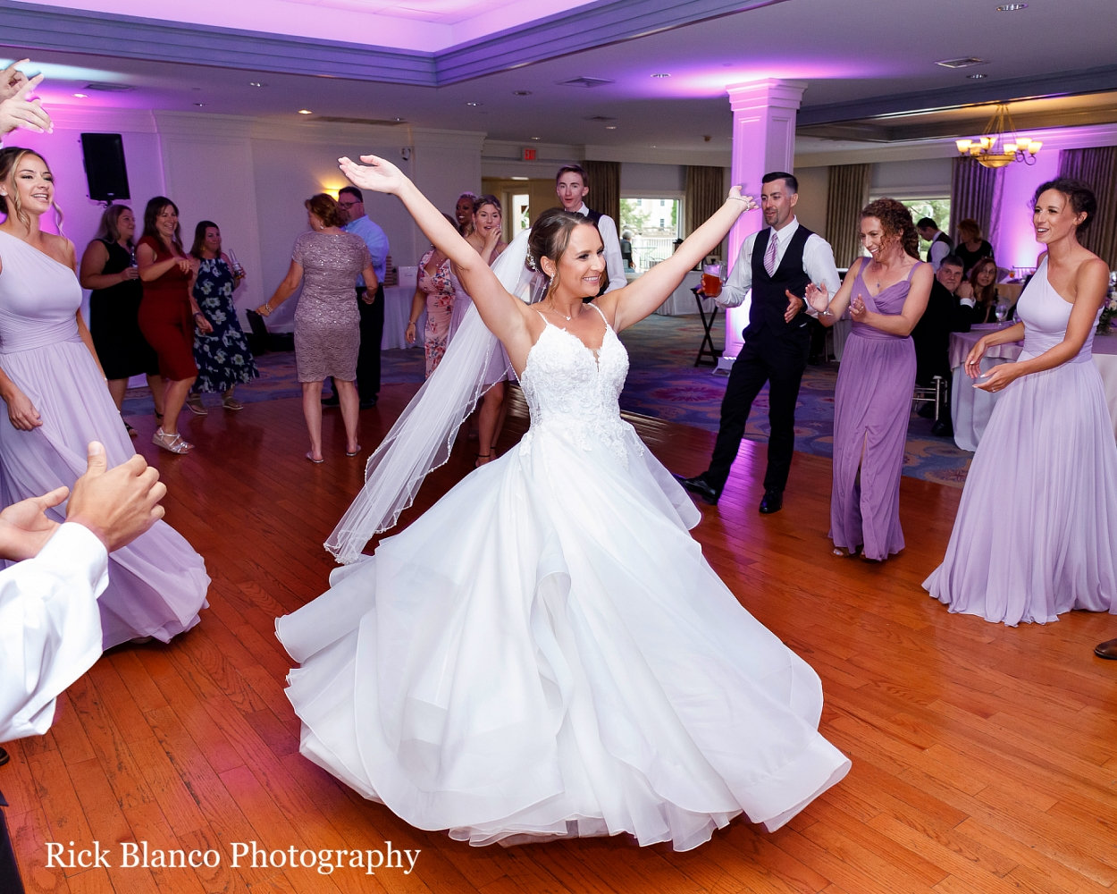 Summer PineCrest Country Club wedding
