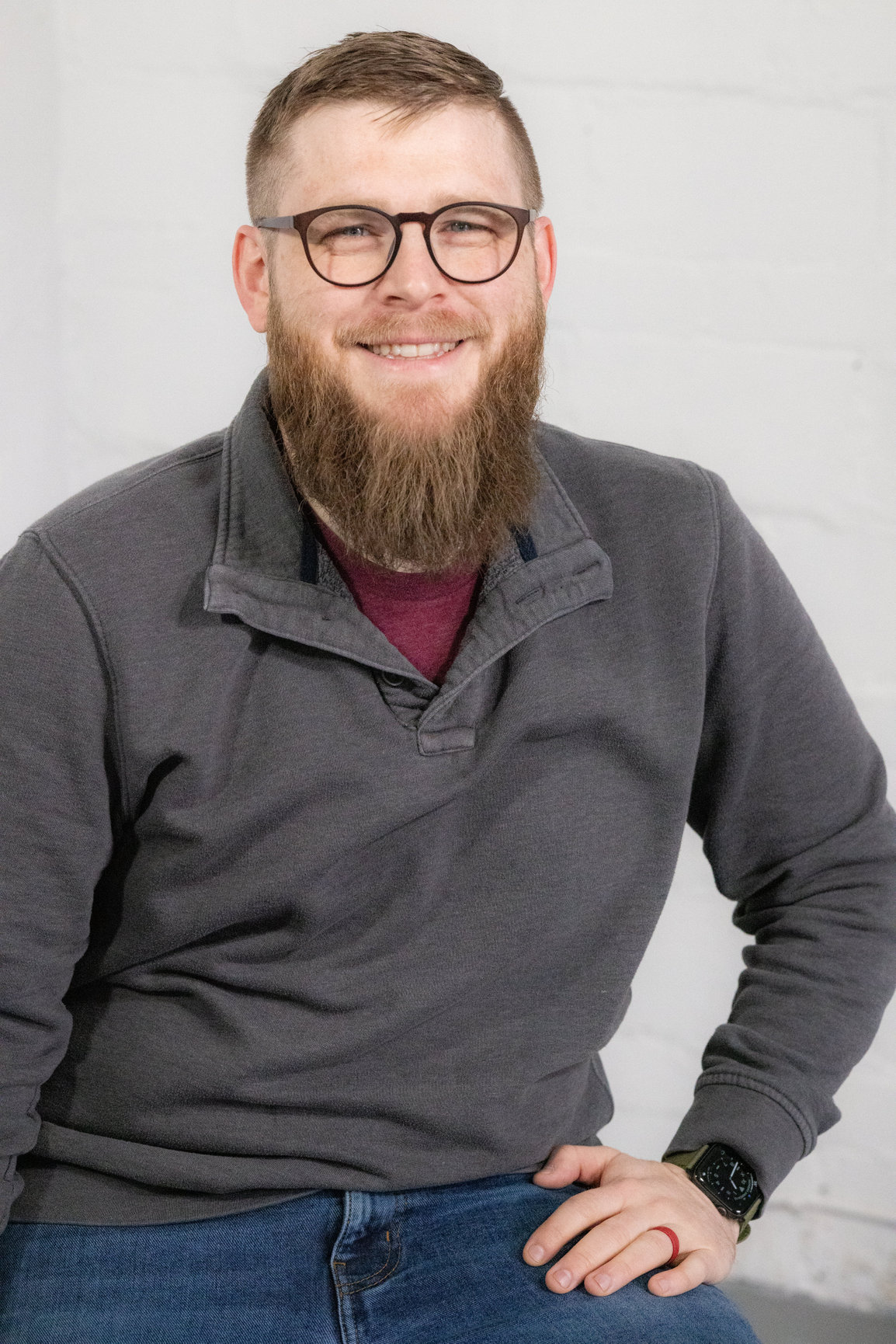 What to Wear for Your Headshots: A Guide for Contractors and their ...