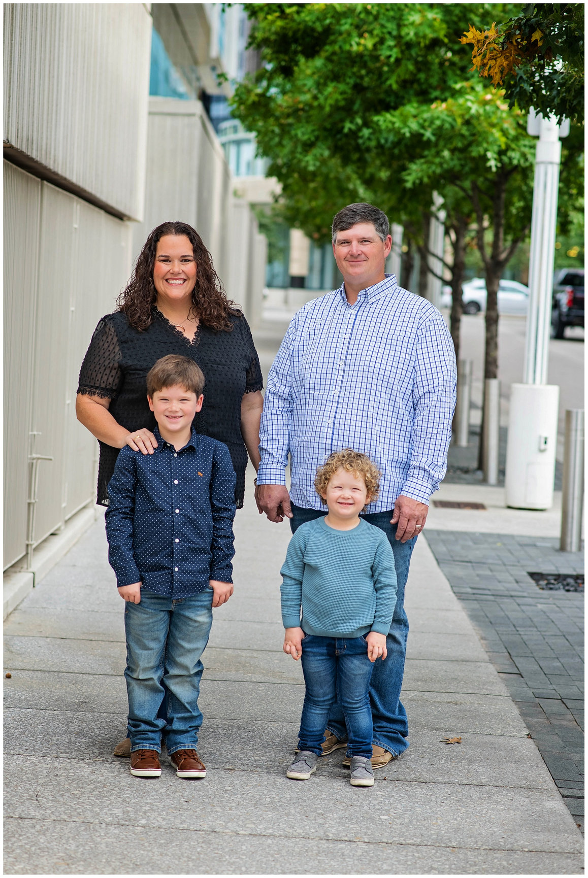 Capturing Timeless Moments: Family Portraits in Downtown Dallas-Dallas ...