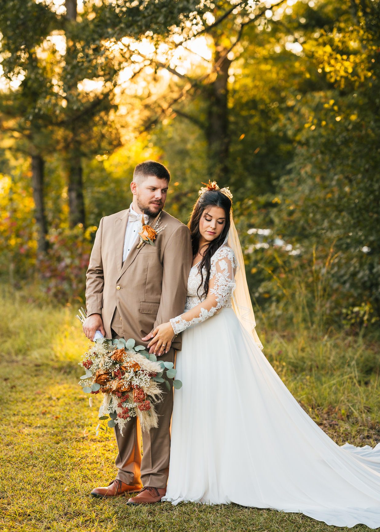 Chase&Kelsey-Wedding-MurphyFarms - Memories by Lexi