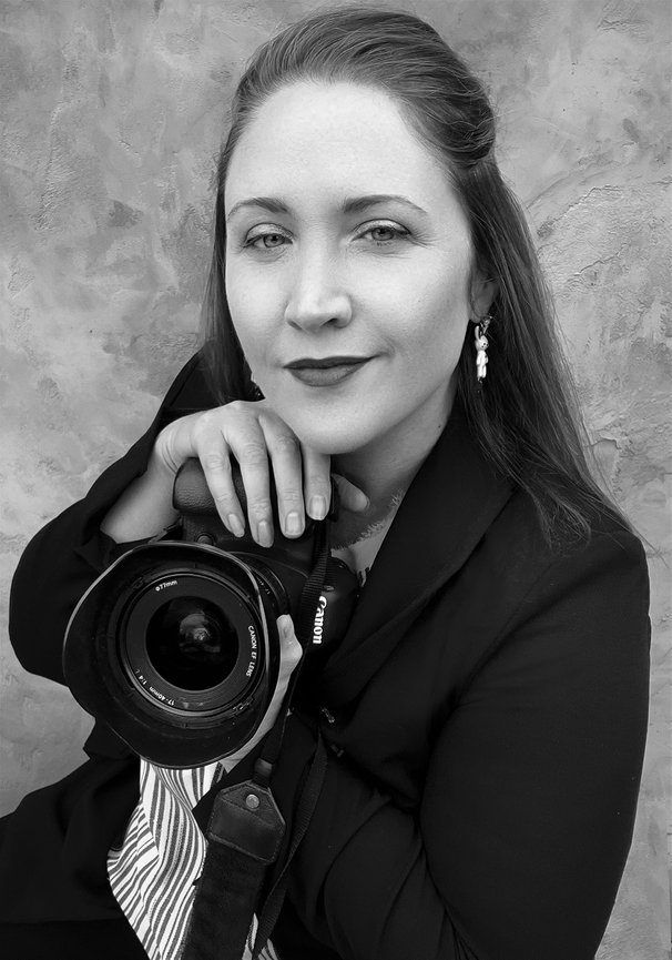 THE PHOTOGRAPHER - KLS Creative