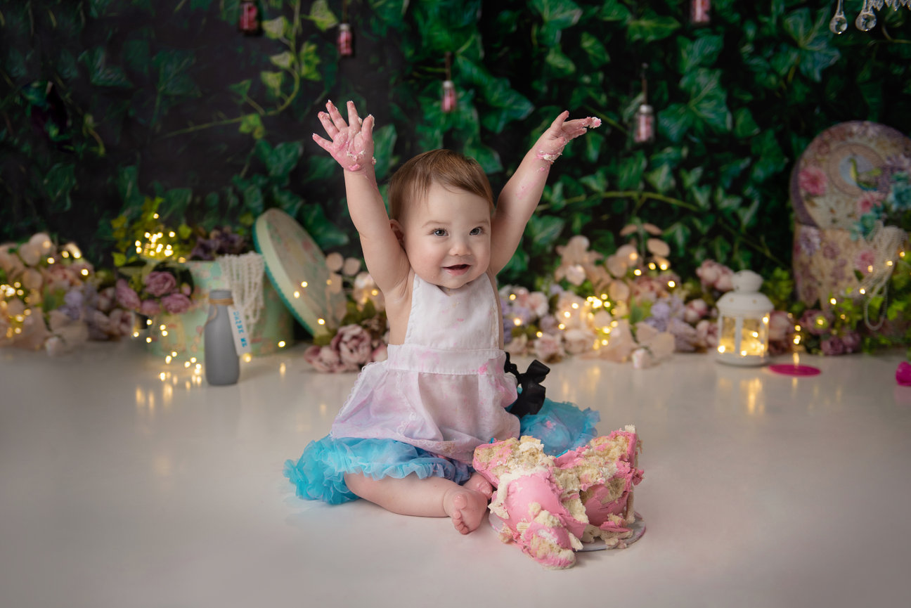 Toronto Cake Smash Photographer | Jamie Lucas Images