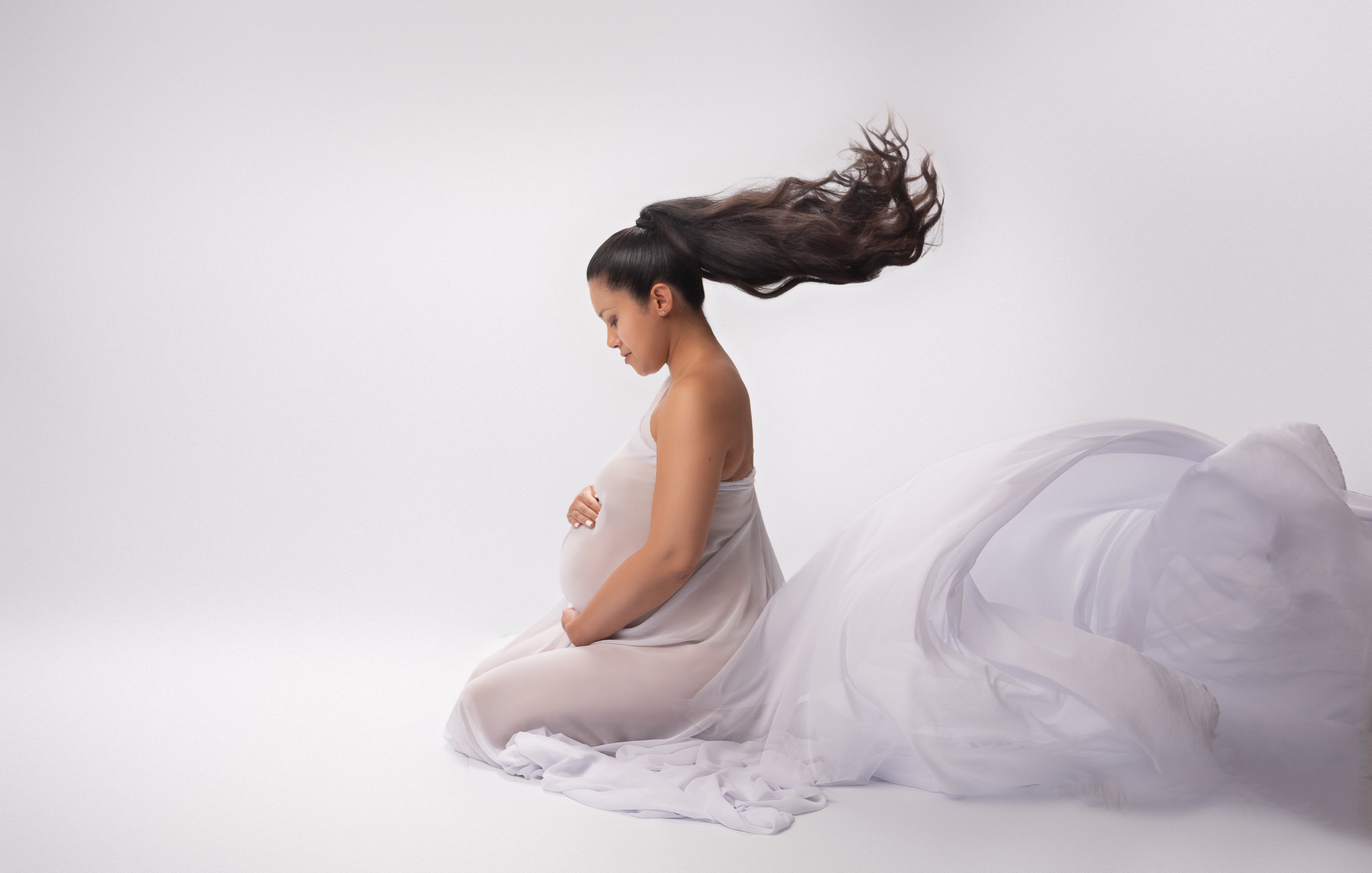 Toronto Maternity, Newborn & Family Photographer | Jamie Lucas Images