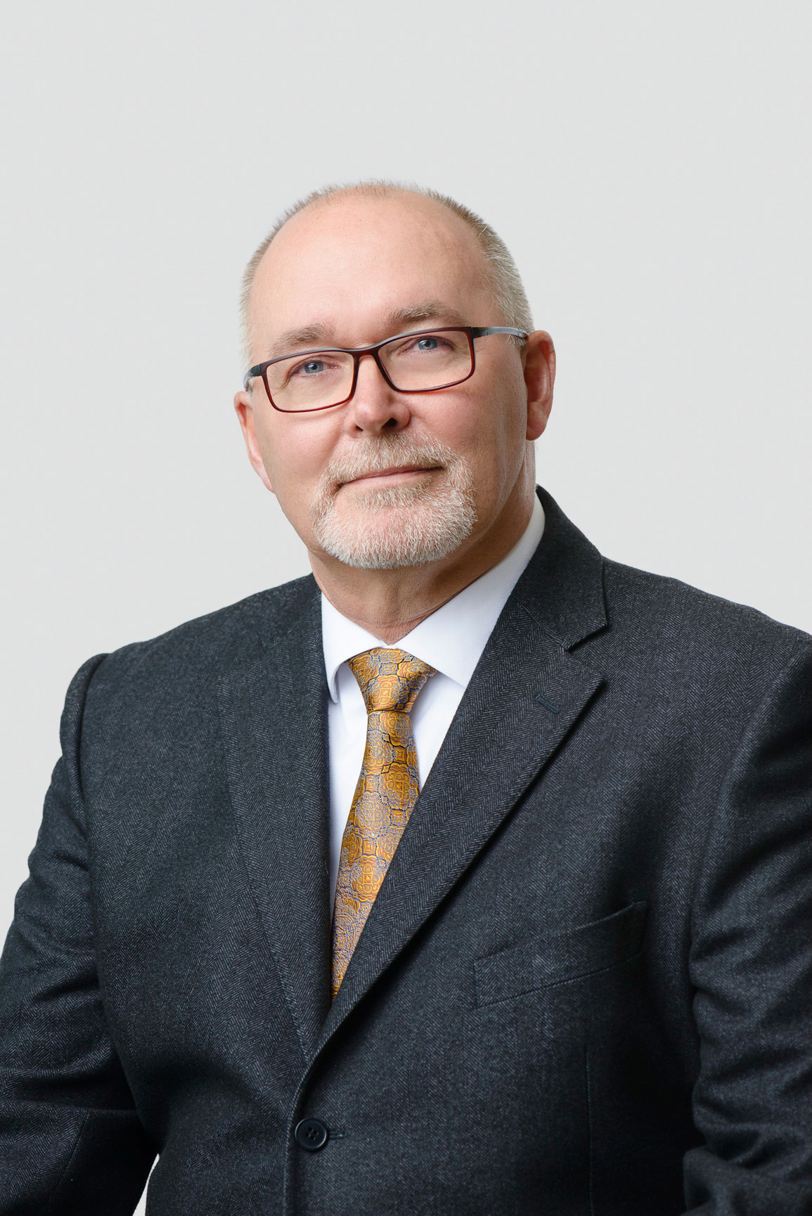 Executive Headshots for GoldenPass LNG in Houston - Lindsey Janies ...
